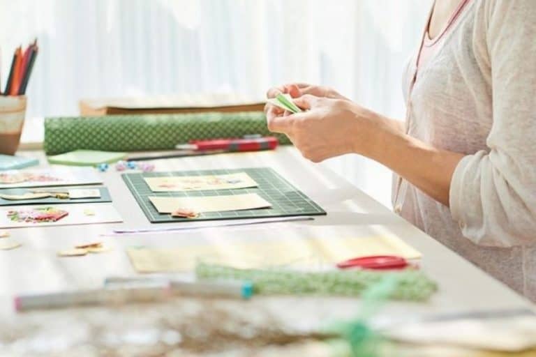 How to Scrapbook – Scrapbooking For Beginners
