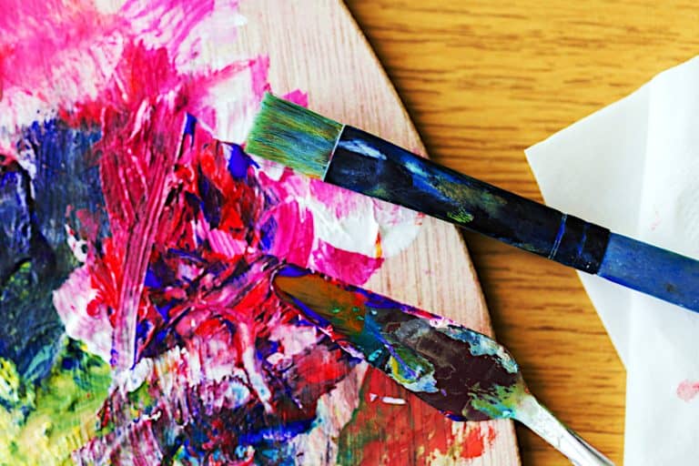 What Colors Make Magenta? - How to Mix Magenta-Colored Paint